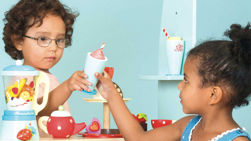 How Toys Can Help A 3 Year Old’s Development – Le Toy Van